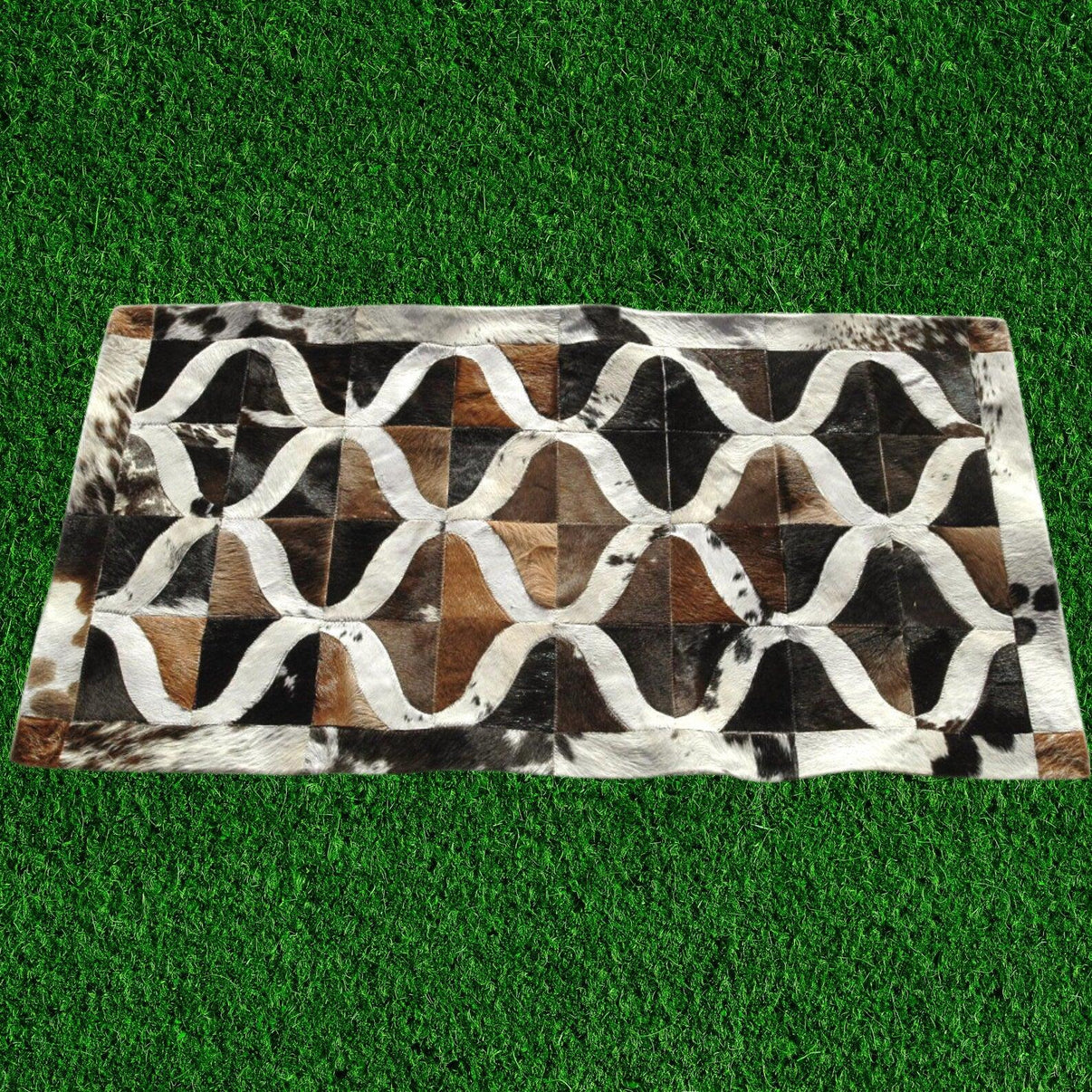 Natural Cowhide Patchwork Rectangle Rug – Boho Living Room