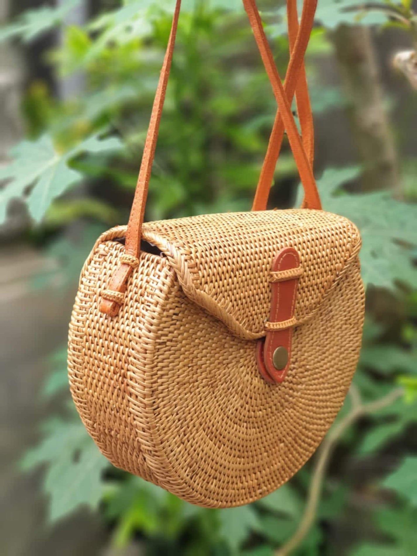 Real Rattan Crossbody Handbag – Boho Living Room