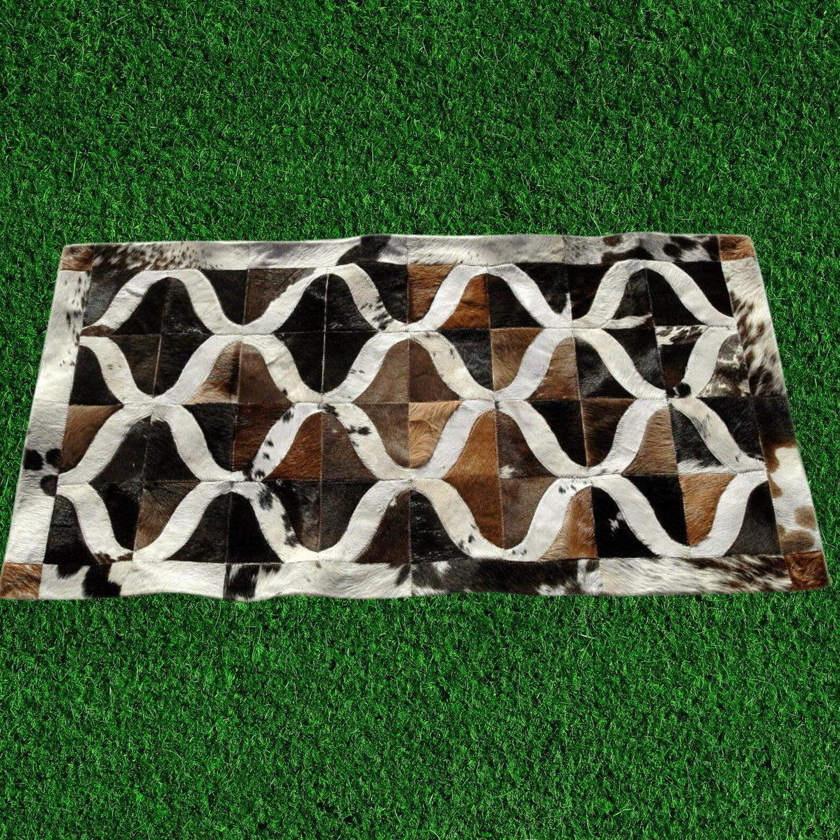 Natural Cowhide Patchwork Rectangle Rug – Boho Living Room