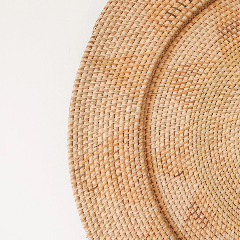 Decorative handwoven seagrass plate. – Boho Living Room