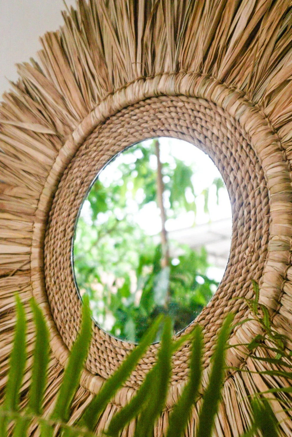 Handmade Round Raffia Beach Wall Mirror – Boho Living Room