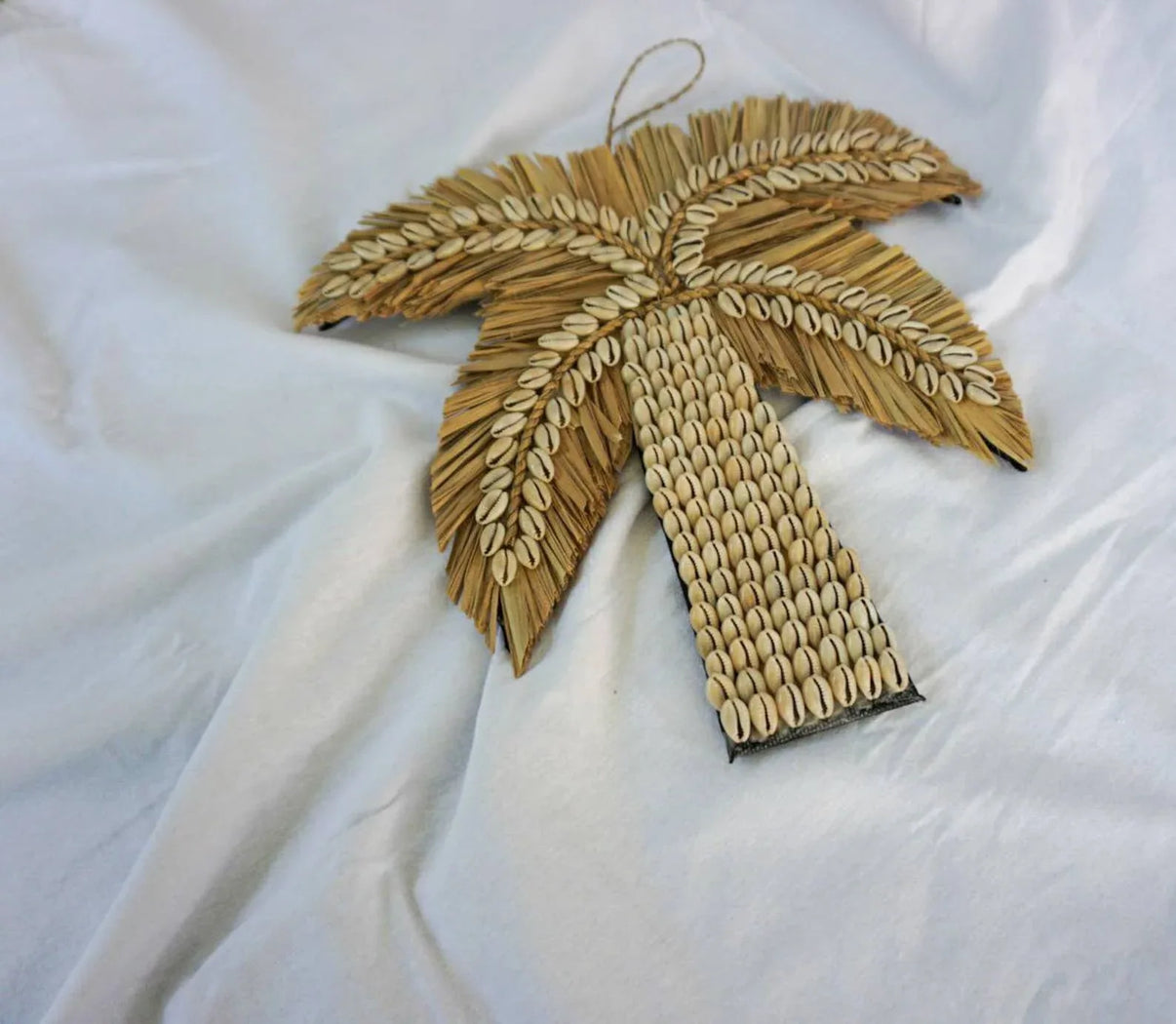Cowrie shells wall palm tree wall hanging decor – Boho Living Room