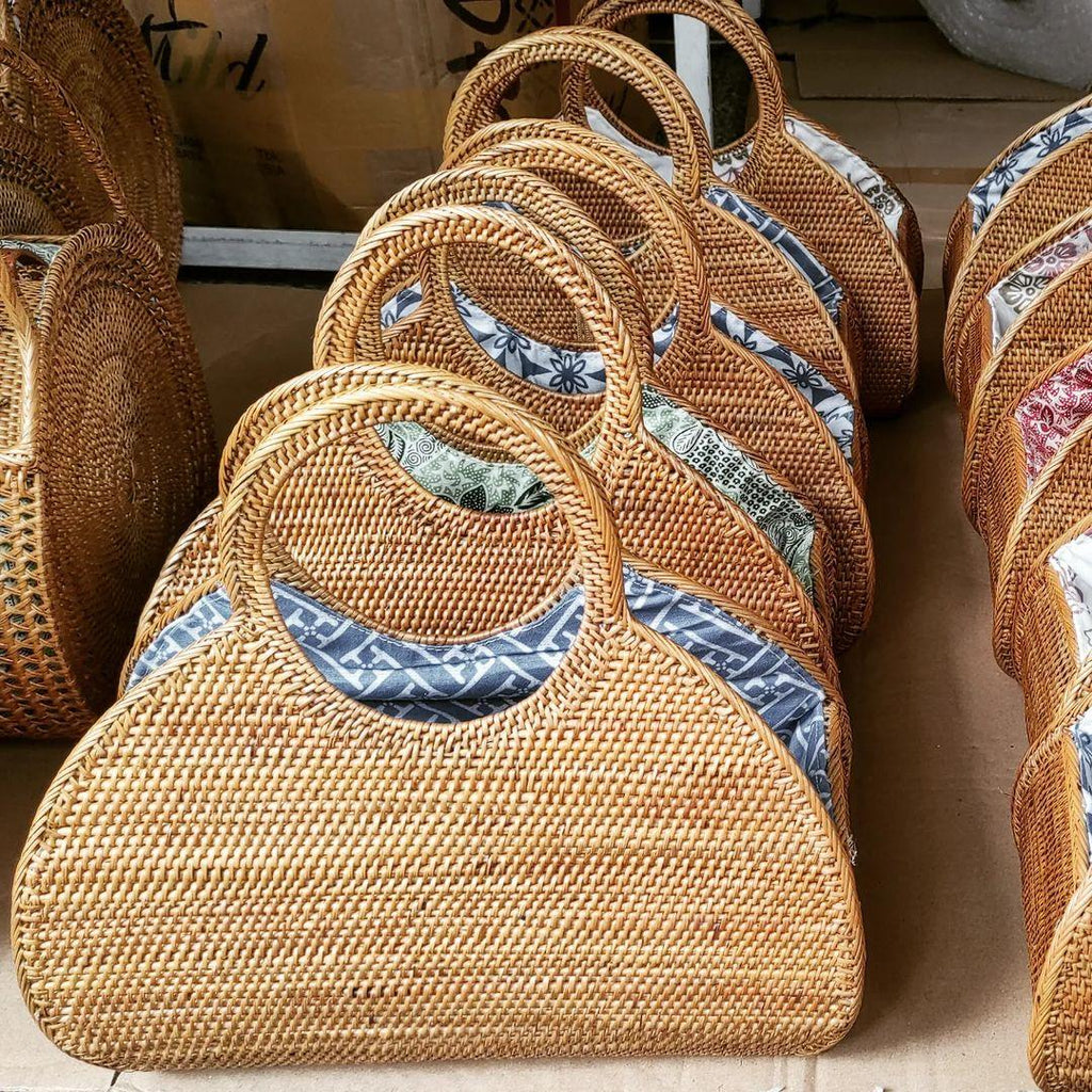 Top Handle Rattan Summer Bags – Boho Living Room