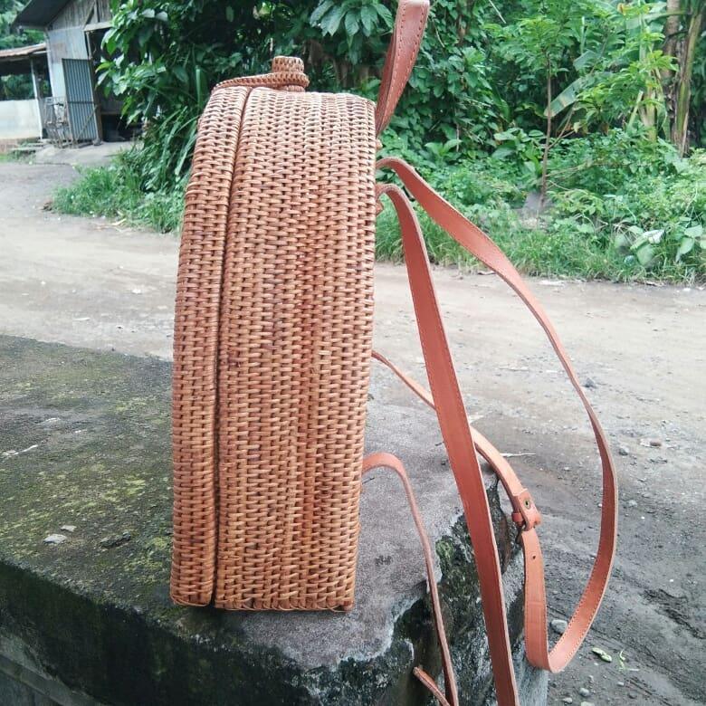 Rattan Ata Wicker Backpack – Boho Living Room